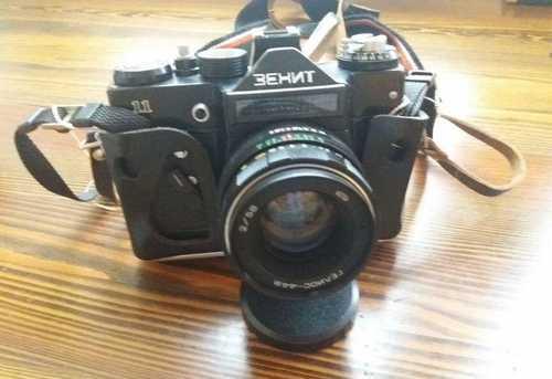 Фотоаппарат "Зенит 11" с объективом гелиос 44М