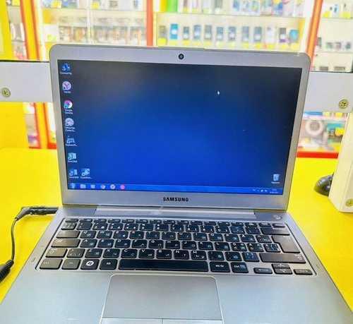 Ноутбук Samsung NP535U3C