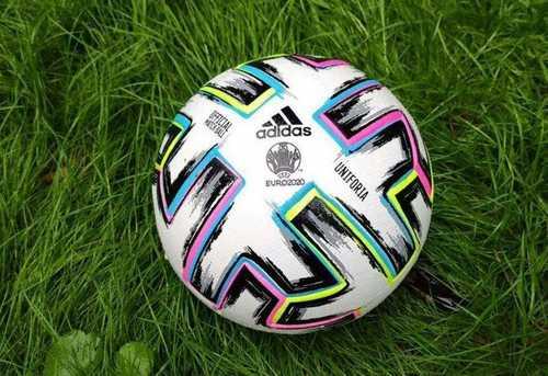 Футбольный мяч adidas 5 размер