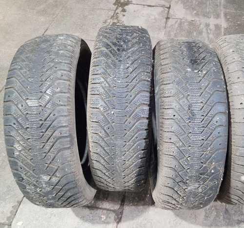 Goodyear UltraGrip 500 245/70 R16 107T