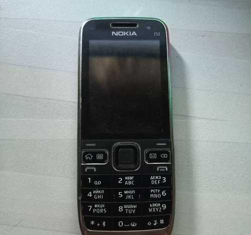 Nokia E52