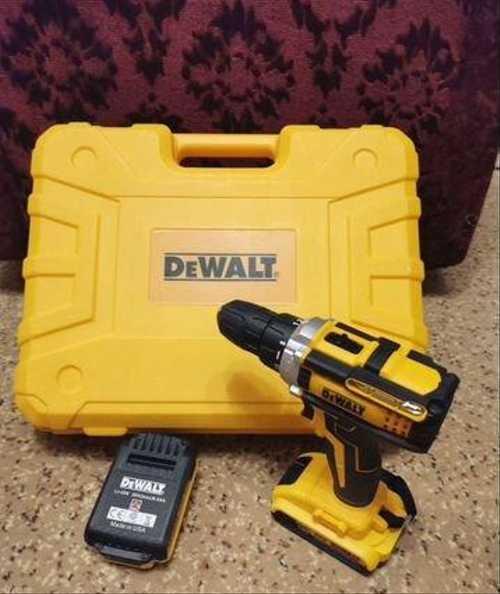 Шуруповерт dewalt желтый