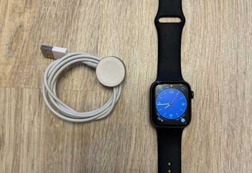 Часы Apple Watch Series 5 44 мм GPS Aluminium