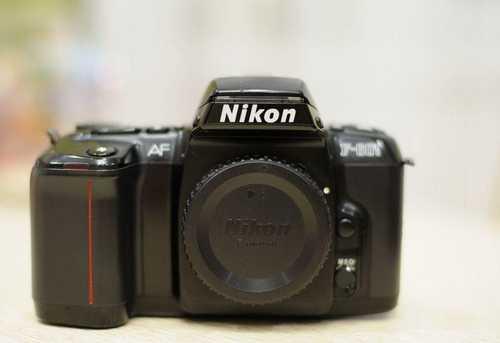 Пленочный фотоаппарат Nikon F601 (тушка)