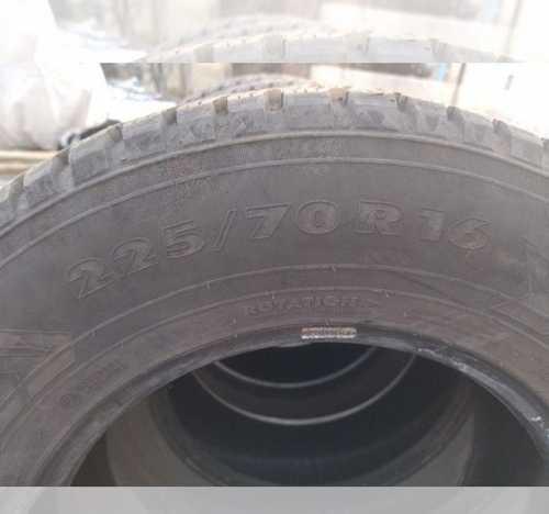 Nokian Tyres Nordman 8 SUV 225/70 R16