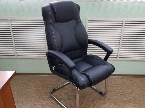 Кресло офисное стул на полозьях