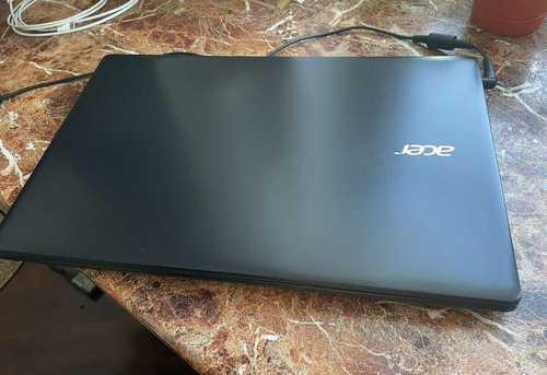 15.6" Acer Aspire E5-521, 320 ГБ, A6-6310, RAM 4 ГБ, Radeon R4