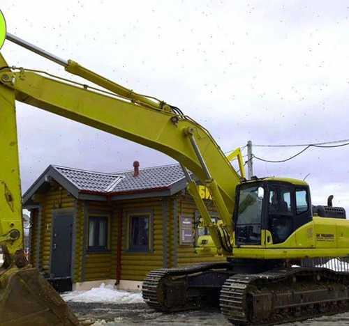 Стекло лобовое на экскаватор Komatsu PC400
