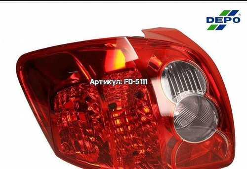 Левая задняя фара Auris 1 поколение