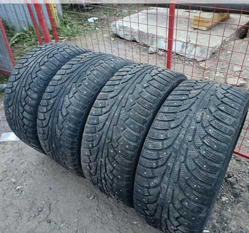 Nokian Tyres Hakkapeliitta 5 275/40 R20 106T