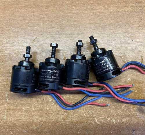 SannySky 2212-13 kv 980