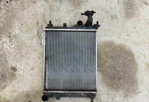 Радиатор основной Hyundai Getz хетчбэк 1.1 G4HG