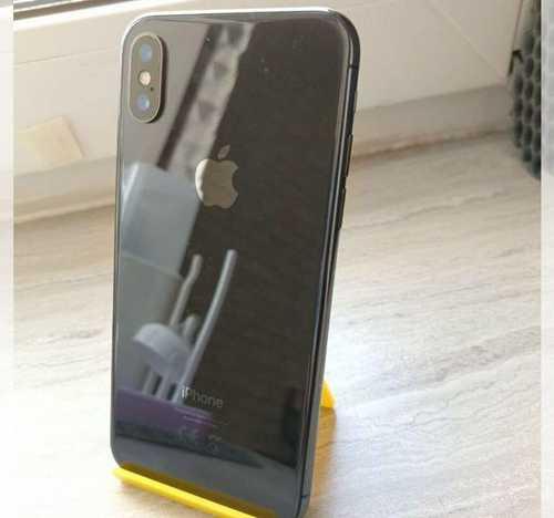 iPhone X, 64 ГБ