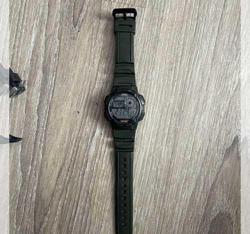 Мужские наручные часы casio