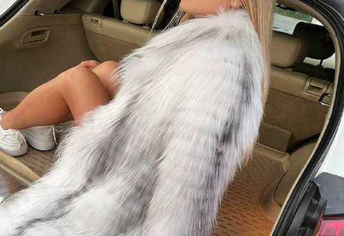 Пальто вязаное