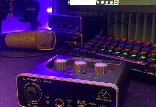 Звуковая карта behringer um2