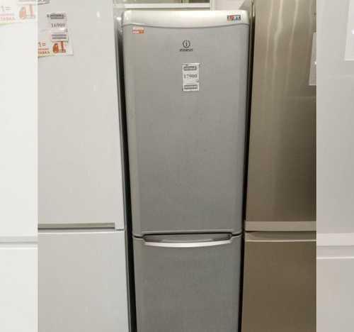 Холодильник бу Indesit no frost 185см