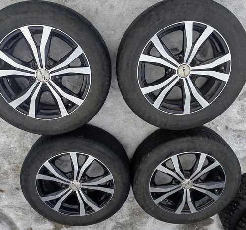 205/55 R16 Continental PremiumContact 6 Лето Литые R16 pсd:5x114.3 ет:45 DIA:60.1