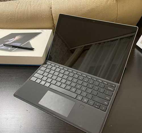 Microsoft surface pro 5 i7