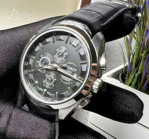 Наручные механические часы Tissot на кожаном ремне