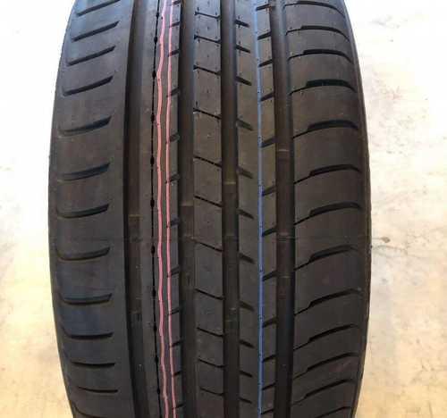 Doublestar DSU02 235/55 R17 103W