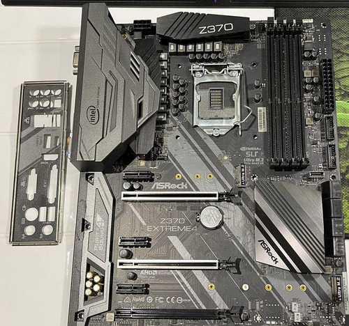 Мат. плата ASRock z370 Extreme4(lga 1151v2)