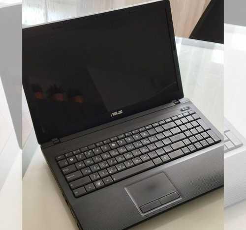 Ноутбук asus X54c