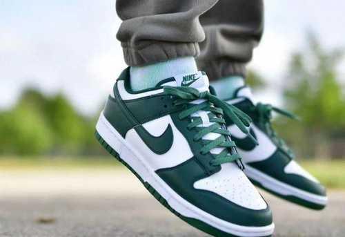 Кроссовки Nike SB Dunk Low Michigan State Green