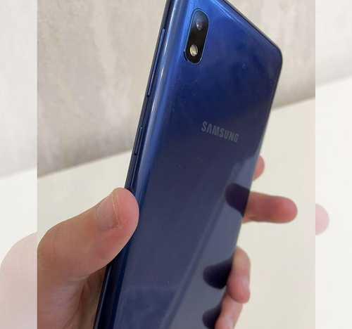 Samsung Galaxy A10, 2/32 ГБ