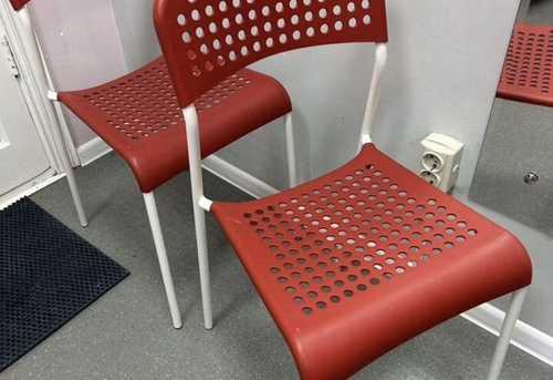 Стул IKEA адде красный