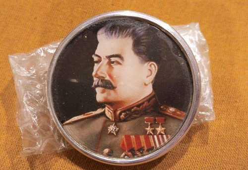 Значок с портретом И.В.Сталина