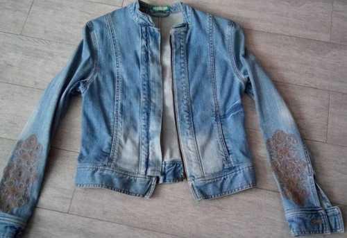 Куртка джинсовая женская Р42-44