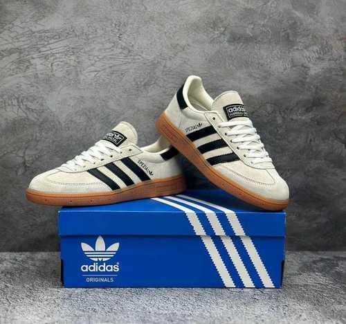 Женские кроссовки Adidas Spezial