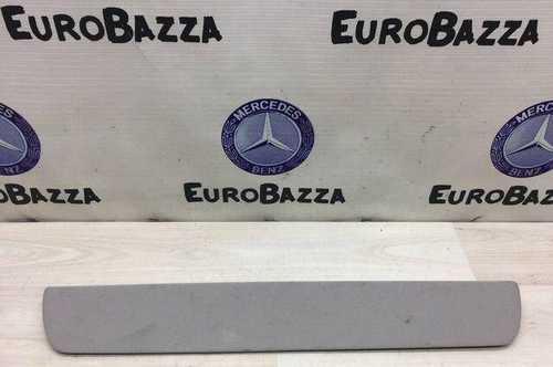 Накладка потолка Mercedes W207