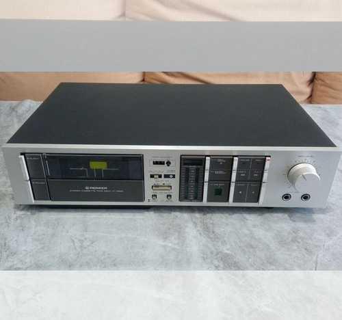 Кассетная дека Pioneer CT-4200