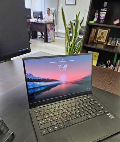 Ультрабук Galaxy Book2 Pro 13 i5-1240 Amoled 0.8кг