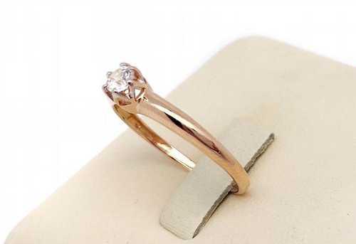 Золотое кольцо с камнем 375пр. размер: 17,3