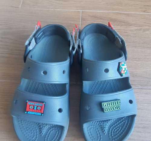 Сандалии crocs