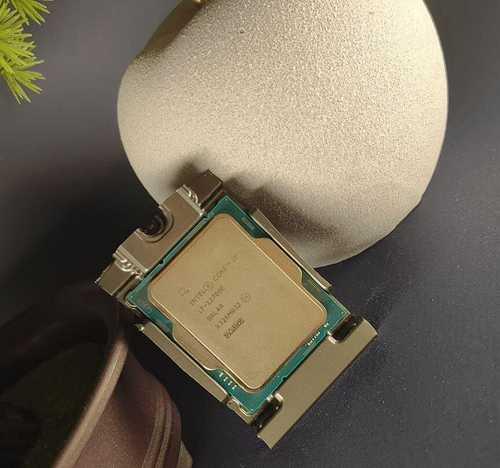 Процессор Intel i7 12700F
