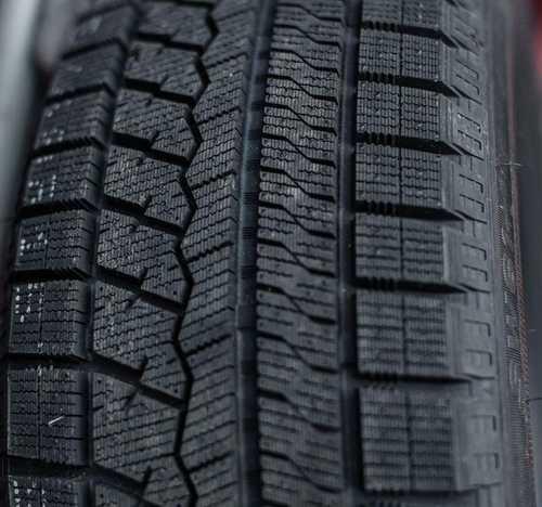 Sailun Ice Blazer Arctic 215/60 R16 99H