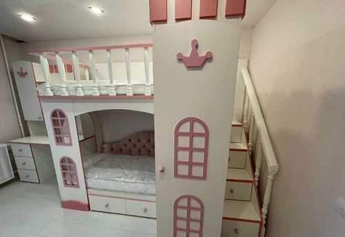 Детская двухъярусная кровать Замок принцессы