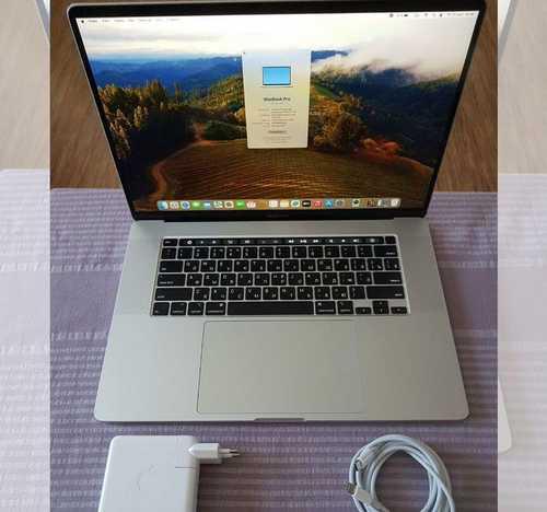 Macbook pro 16 i9/1 tb/16 gb video 4gb