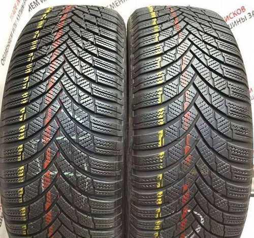 Firestone Winterhawk 4 215/60 R16 99L