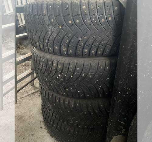 Michelin Latitude X-Ice North 235/65 R17