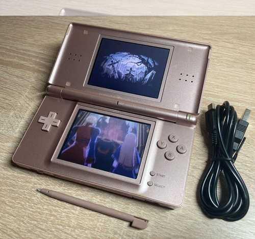 Nintendo DS lite