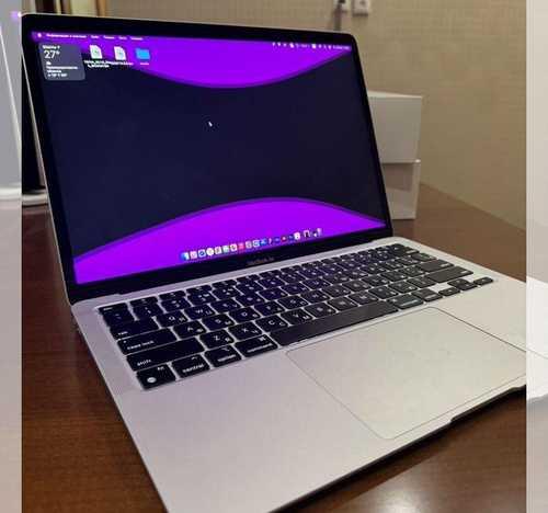 MacBook air m1 8/256 silver