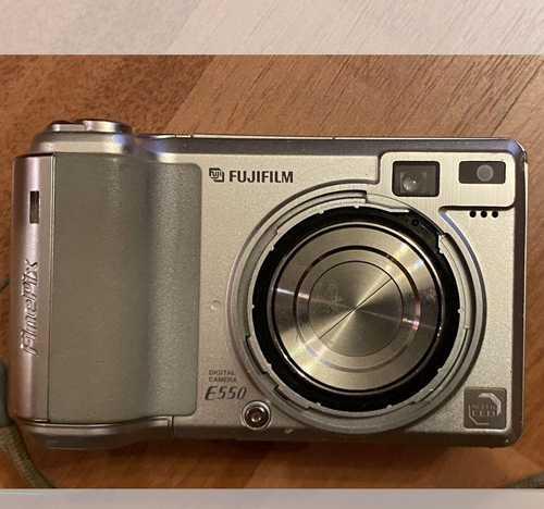 Фотоаппарат FujiFilm E550 Digital camera