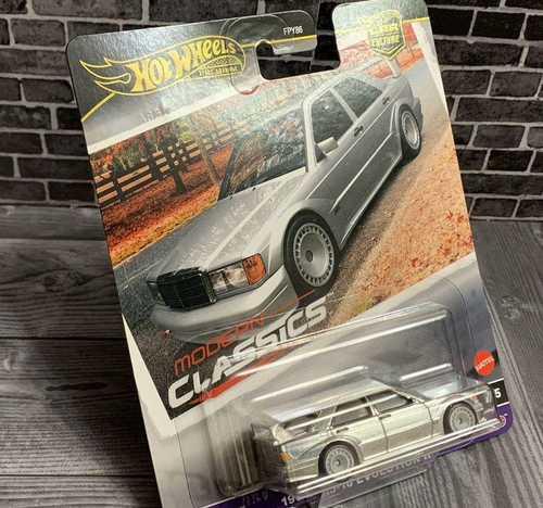 Hot Wheels Car Culture Mercedes-Benz 190E