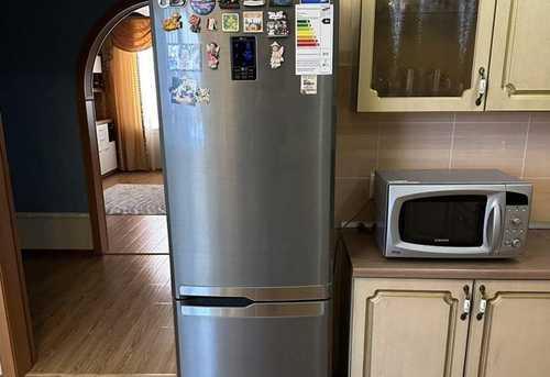 Холодильник Samsung RL-52 vebih