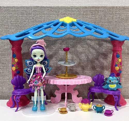 Enchantimals Чаепитие с павлином